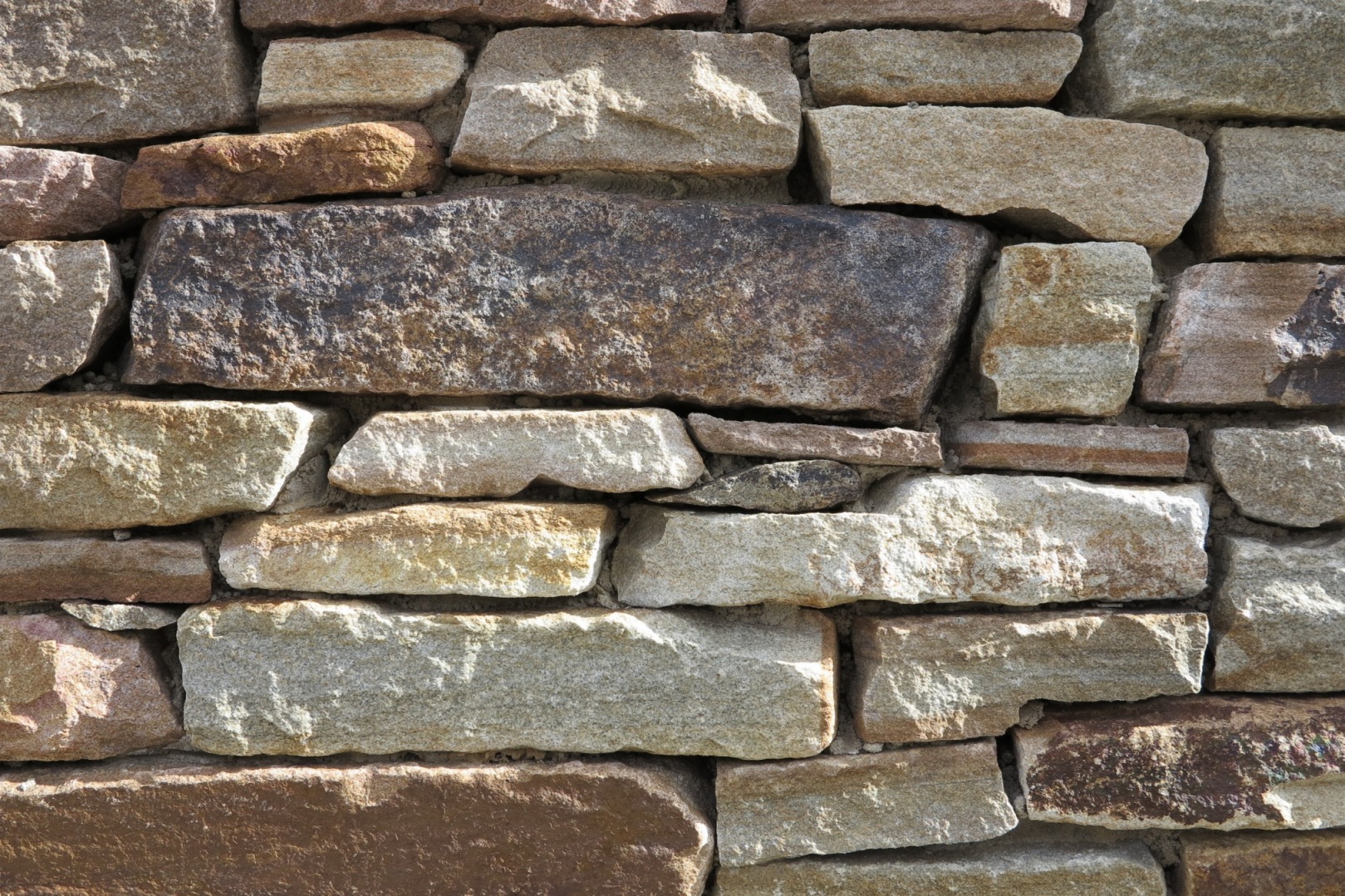 Mountain Fieldstone Split Ledge - King Masonry Yard Ltd.